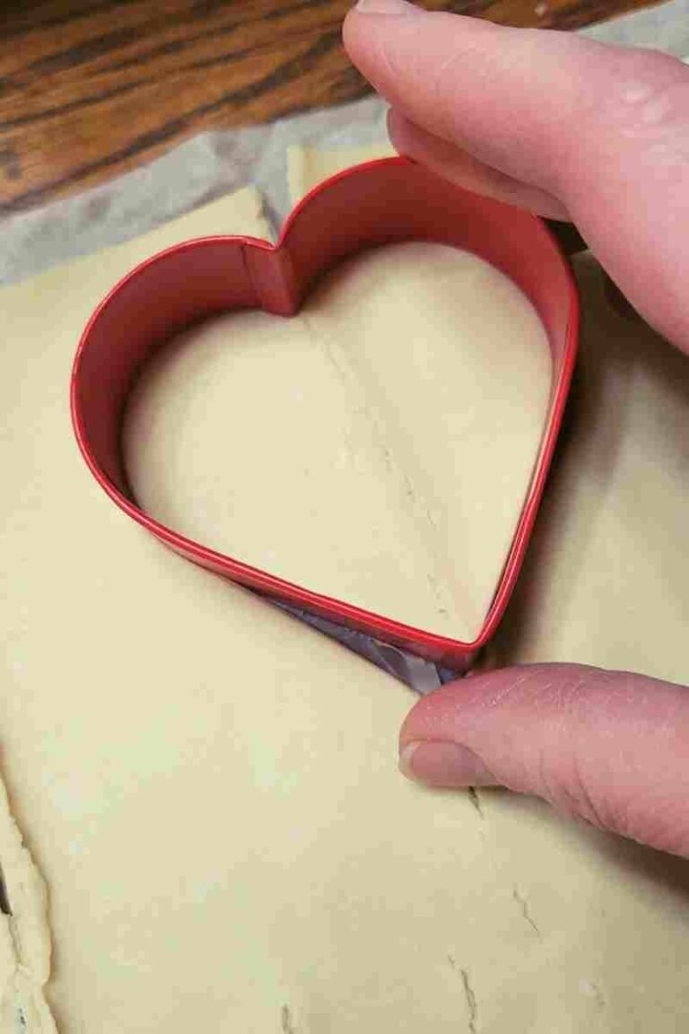 Easy recipe for apple strudel - A loverly life